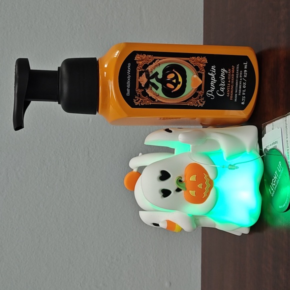 Bath & Body Works | Holiday | Bath Body Works Light Up Ghost Soap Buddy ...
